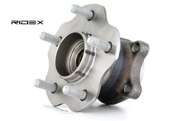 400730L700 OEM part number Wheel bearing kit